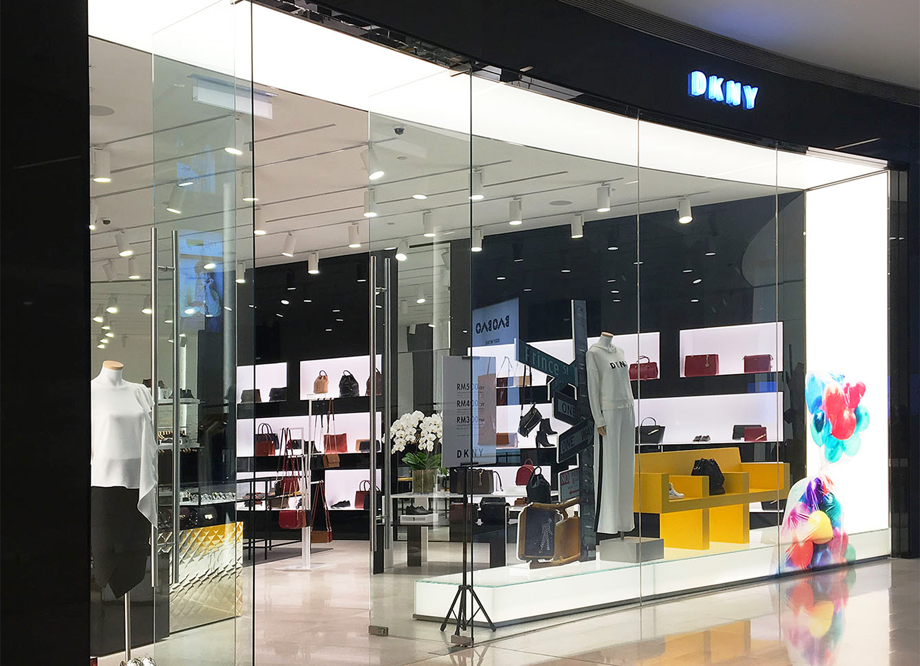 DKNY - IN GRID Design